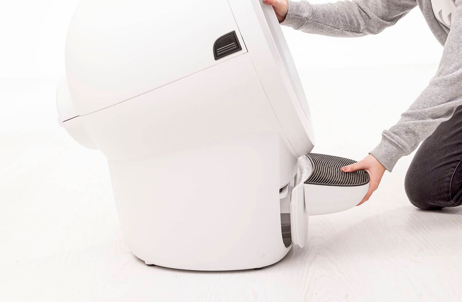 Installing Litter-Robot 4 Base: Easy Step-by-Step Guide | Litter-Robot